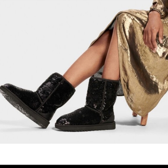 UGG | Shoes | Euc Black Ugg Classic Short Sequin Boots | Poshmark